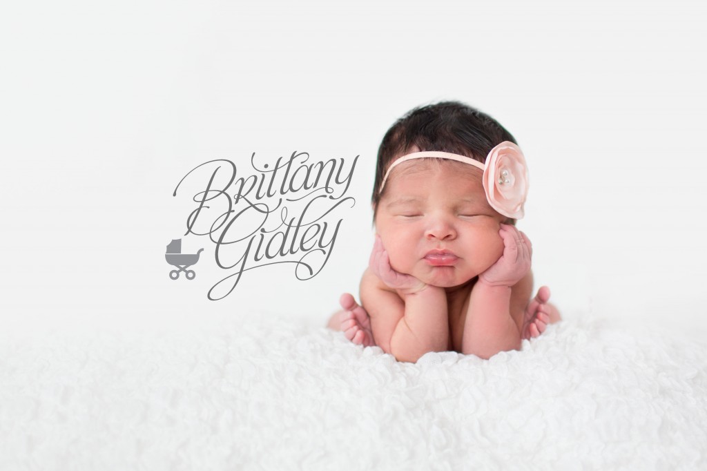 Newborn Photoshoot | Introducing Giada